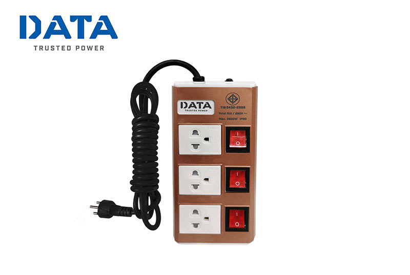 DATA Plug 3 Way 3 Switch 3M. TIS HMDU3656 M3G Copper