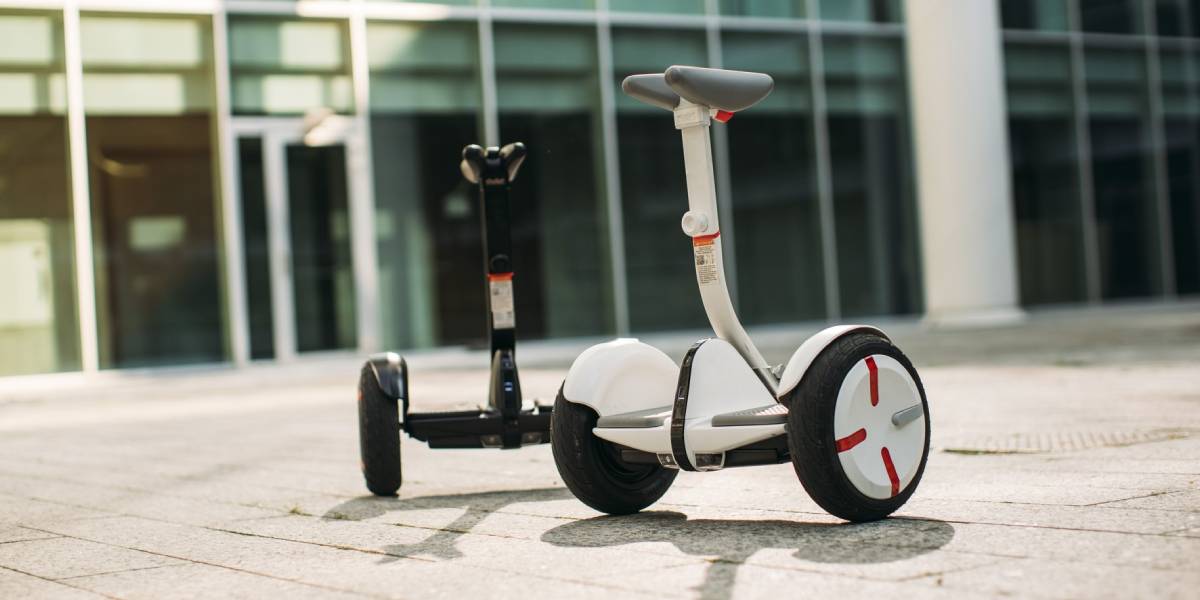 สกู๊ตเตอร์ไฟฟ้า Ninebot Mini Pro White