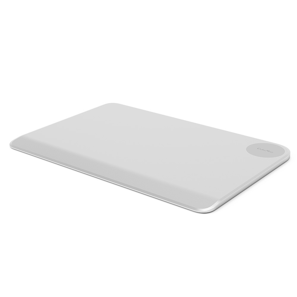 แผ่นรองเมาส์ CubeNest Mouse Pad with Magnetic Wireless Charger พร้อมการ ...