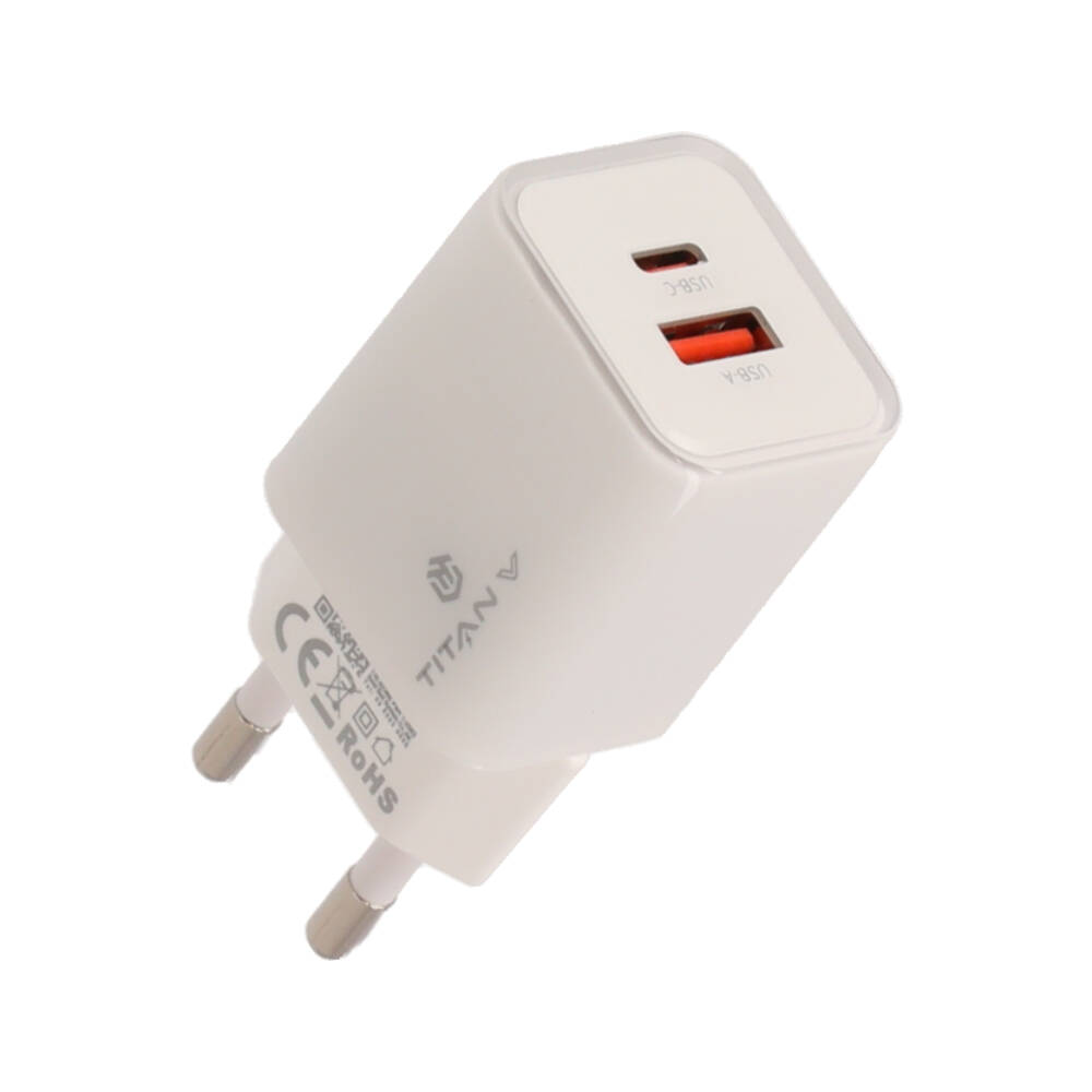 อะแดปเตอร์ TITANV Wall USB Charger 1 USB-A/1 USB-C (PD33W) HyperChare GaN White (TI-WC10)